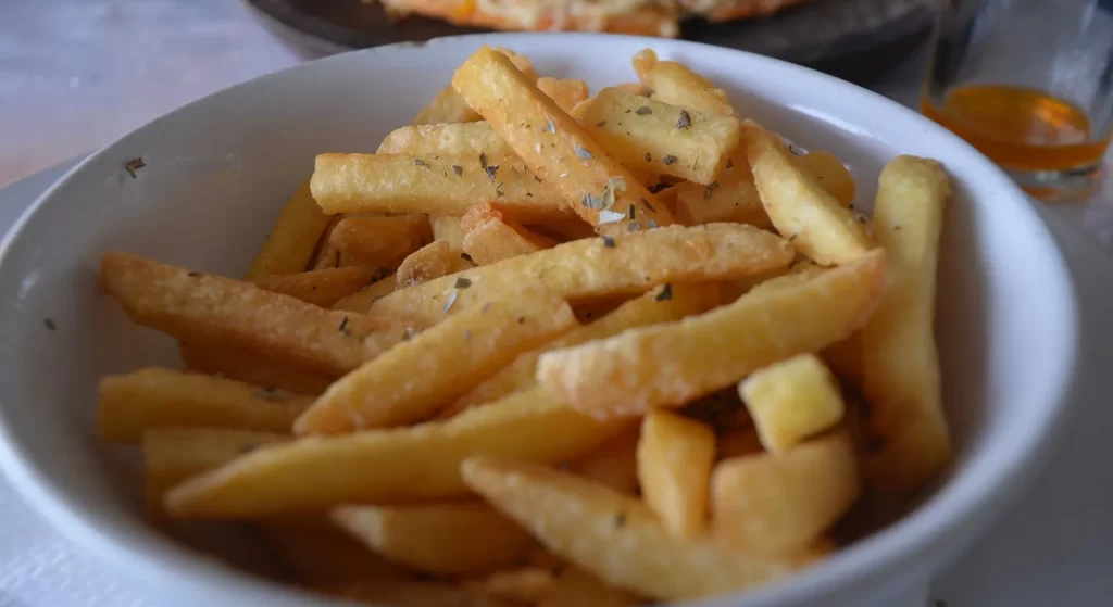 How to Make French Fries with a Tangy Balsamic Glaze