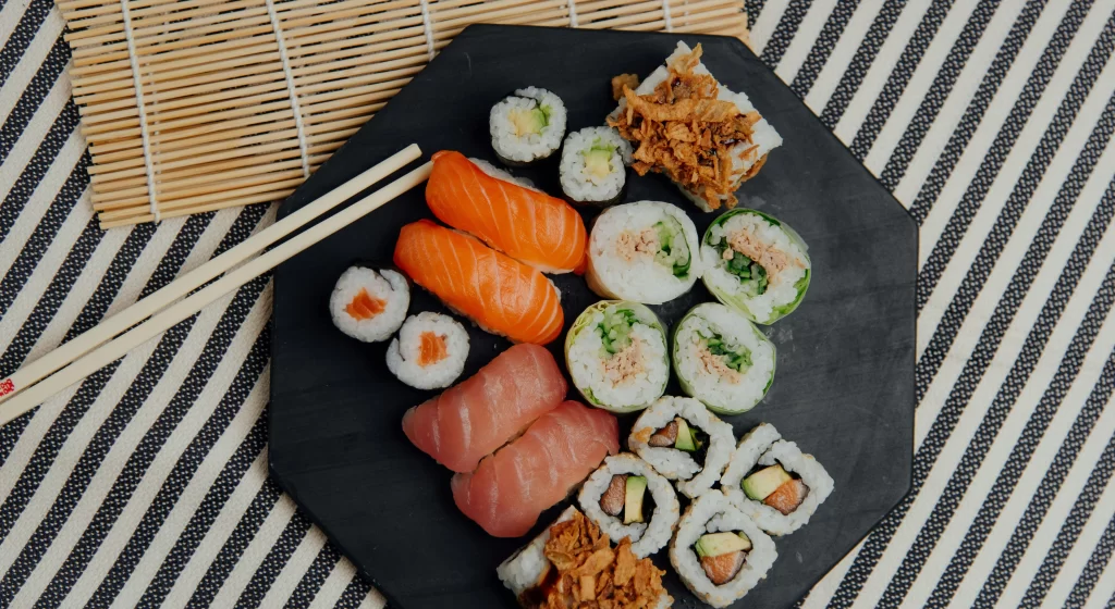 7 Techniques for Rolling Sushi Like a Pro - Voyo Eats